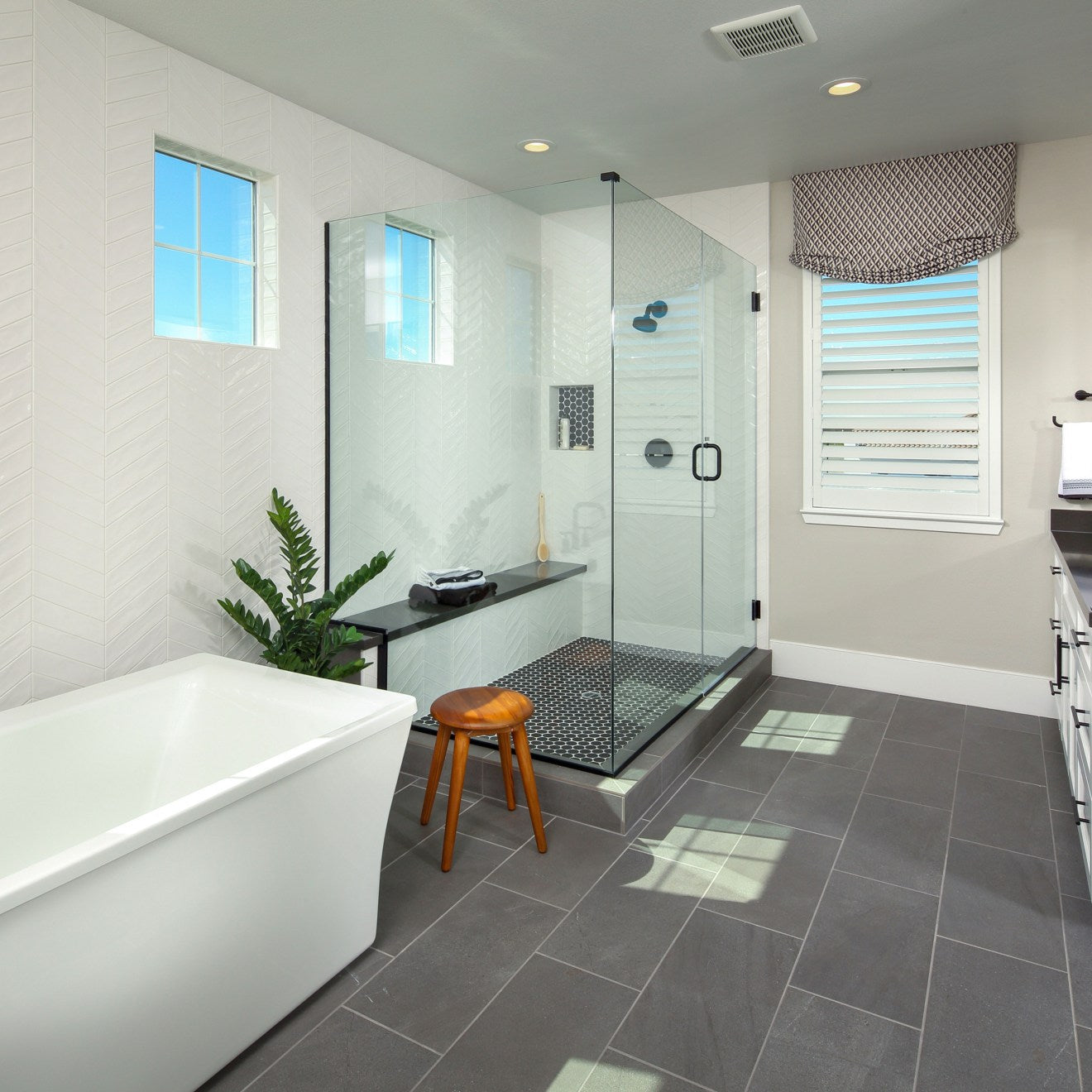 Makoto 2" Round Matte Porcelain Mosaic Tile – LA Floor Coverings
